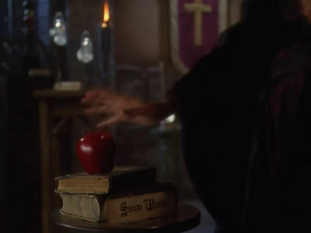 Maçã Envenenada | Charmed Wiki | Fandom