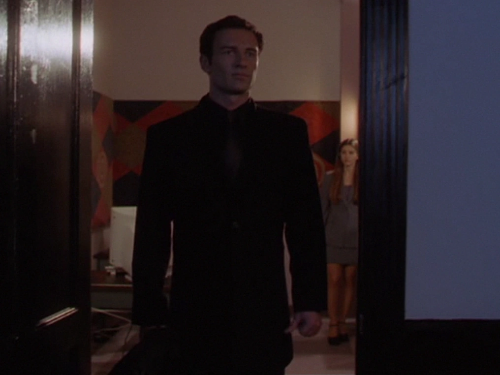 The Demon Who Came in from the Cold/Plot | Charmed | Fandom