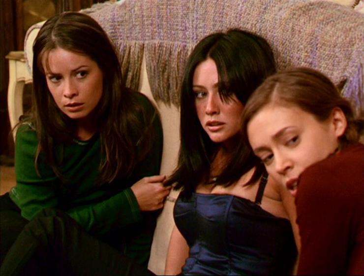 Ms. Hellfire (episode)/Plot | Charmed | Fandom