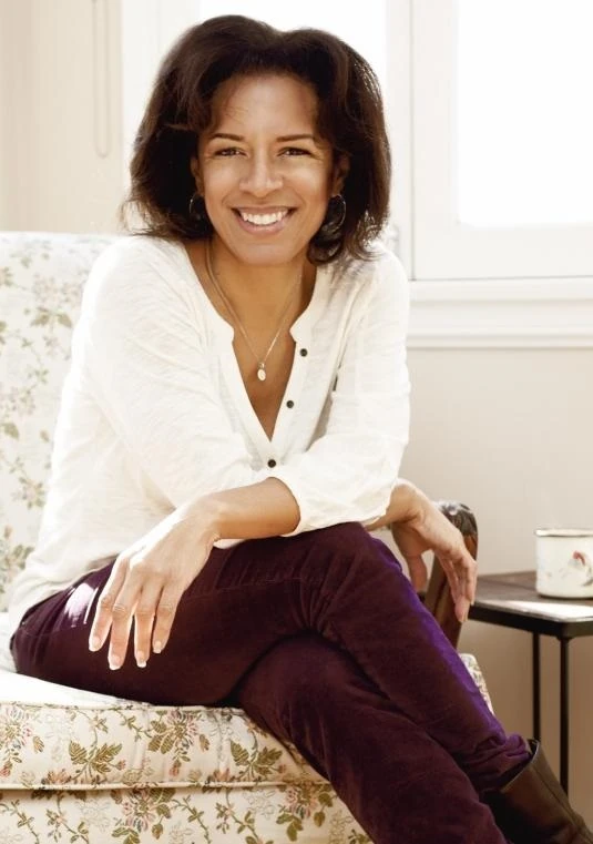 Elizabeth Hunter | Charmed | Fandom