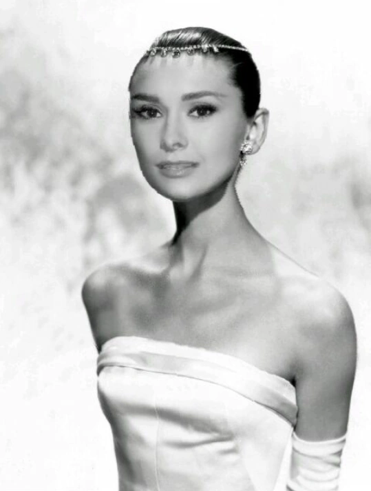 Christine Warren | CharmedGenerations Wiki | Fandom