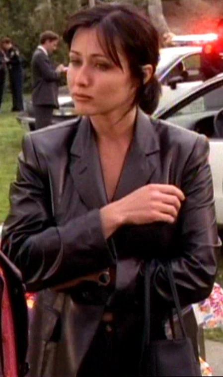 Prue Halliwell's Leather Jacket | The Charmed Legacy Wiki | Fandom