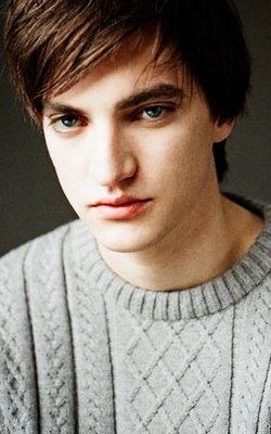 Yarrow Macnair | Charming Wiki | Fandom