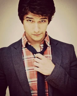 Aaron Johnson | Cheerio Santana's TVD Fanfiction Wiki | Fandom