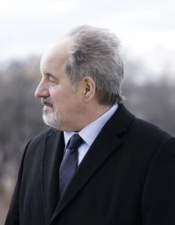 Thomas Wells | One Chicago & The FBIs Wiki | Fandom