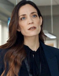 Rina Trenholm | One Chicago & The FBIs Wiki | Fandom