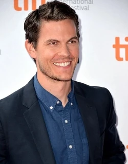 Tom Lipinski | One Chicago & The FBIs Wiki | Fandom