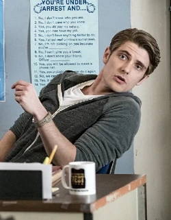 Craig "Mouse" Gurwitch | One Chicago & The FBIs Wiki | Fandom