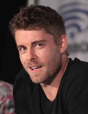 Luke Mitchell | One Chicago & The FBIs Wiki | Fandom