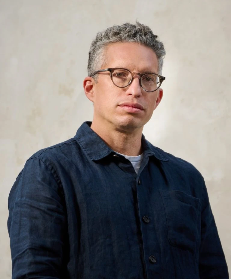 Mike Weiss | One Chicago & The FBIs Wiki | Fandom