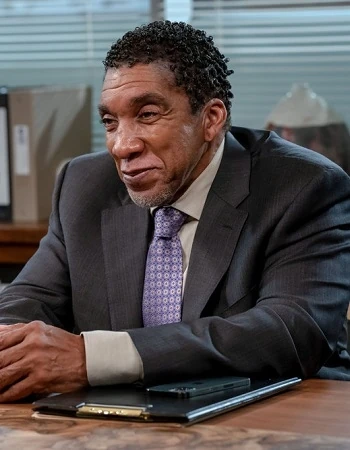 George Thomas | One Chicago & The FBIs Wiki | Fandom