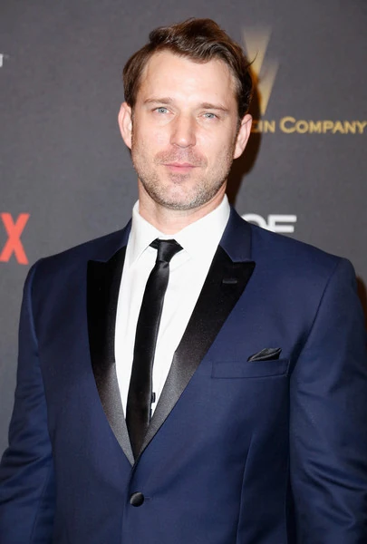 Wil Traval | Chicago PD Wiki | Fandom