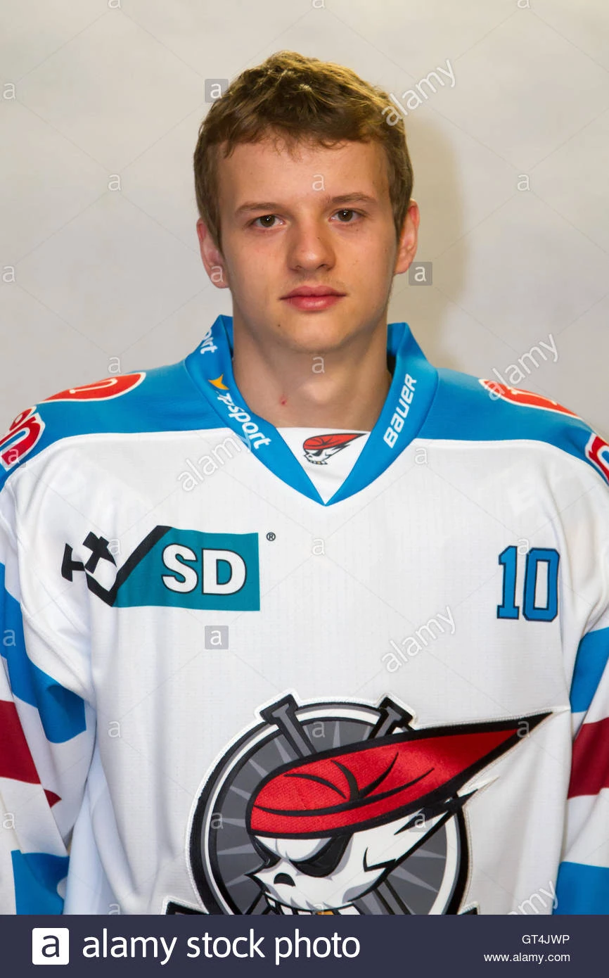 David Kampf | Chicago Blackhawks Wiki | Fandom