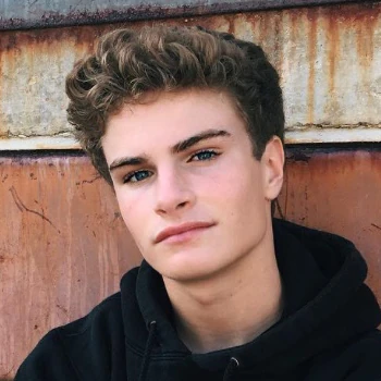 Brady Tutton | Chicago Fire Wiki | Fandom