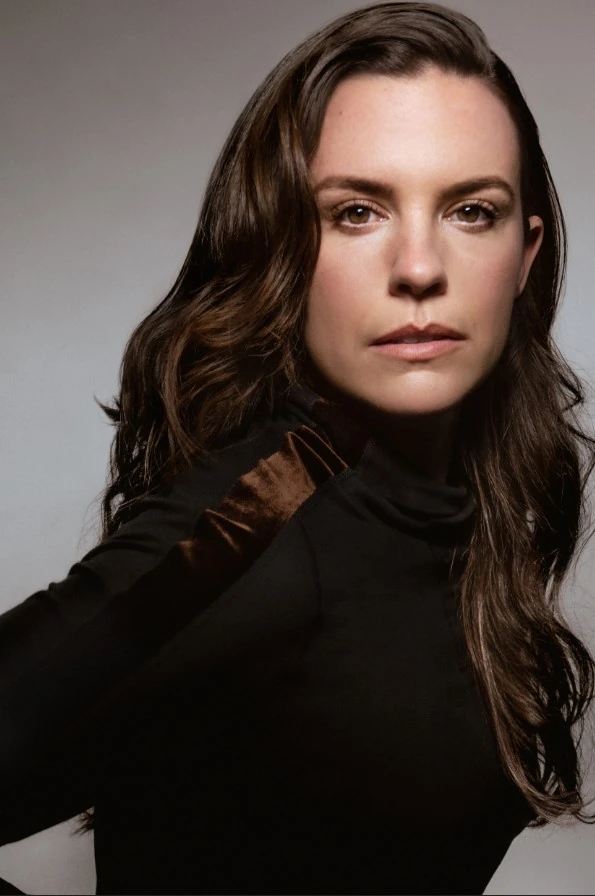 Liza J. Bennett | Chicago Fire Wiki | Fandom