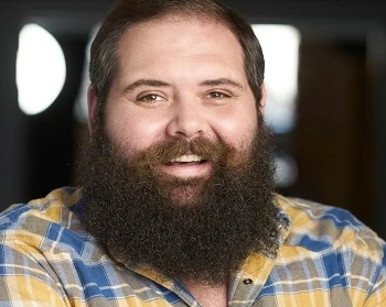 Kenny the Bearded | Chicago Fire Wiki | Fandom