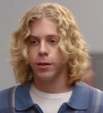 Jesse Hawkins | Chicken Girls Wiki | Fandom