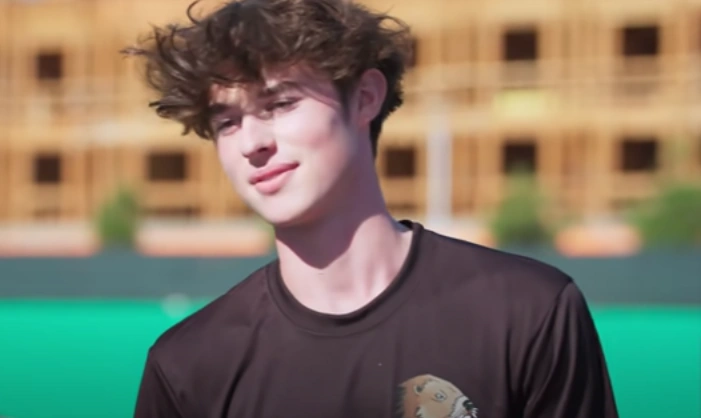 Ben | Chicken Girls Wiki | Fandom