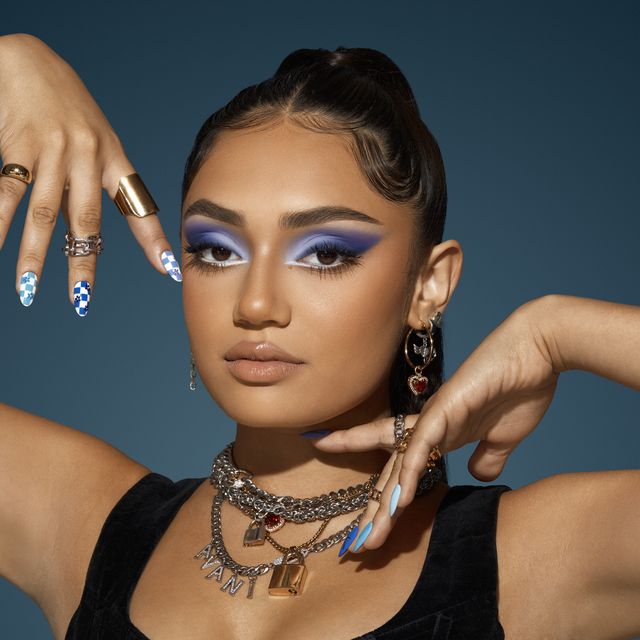 Avani Gregg Chicken Girls Wiki Fandom