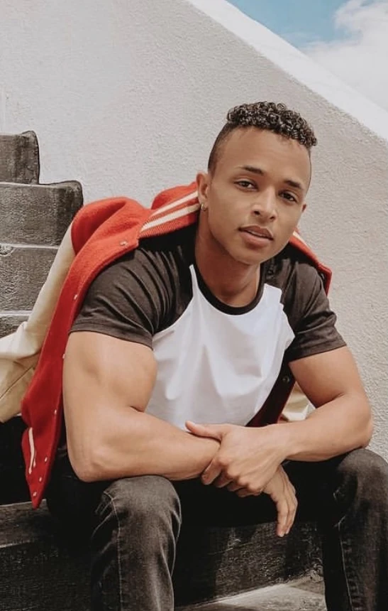 Paul Toweh | Chicken Girls Wiki | Fandom