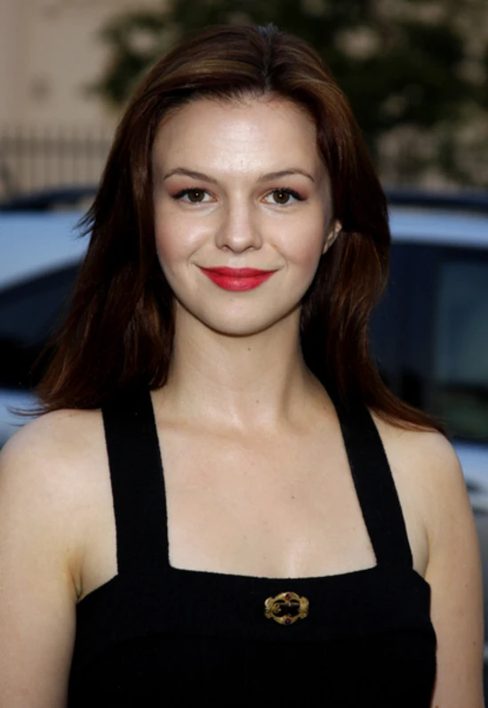 Amber Tamblyn Engagement Ring