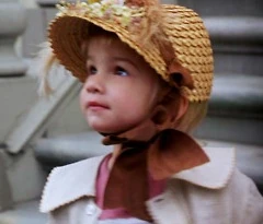 Zoe Merg | Christopher Nolan Wiki | Fandom