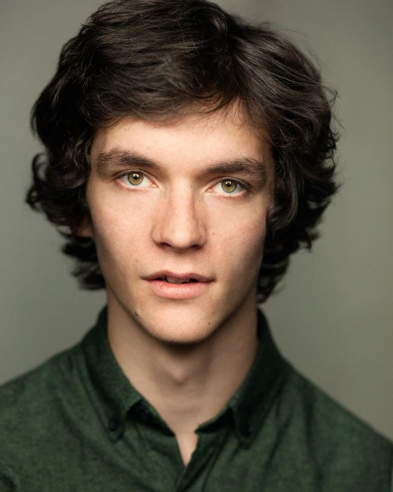 Fionn Whitehead | Christopher Nolan Wiki | Fandom