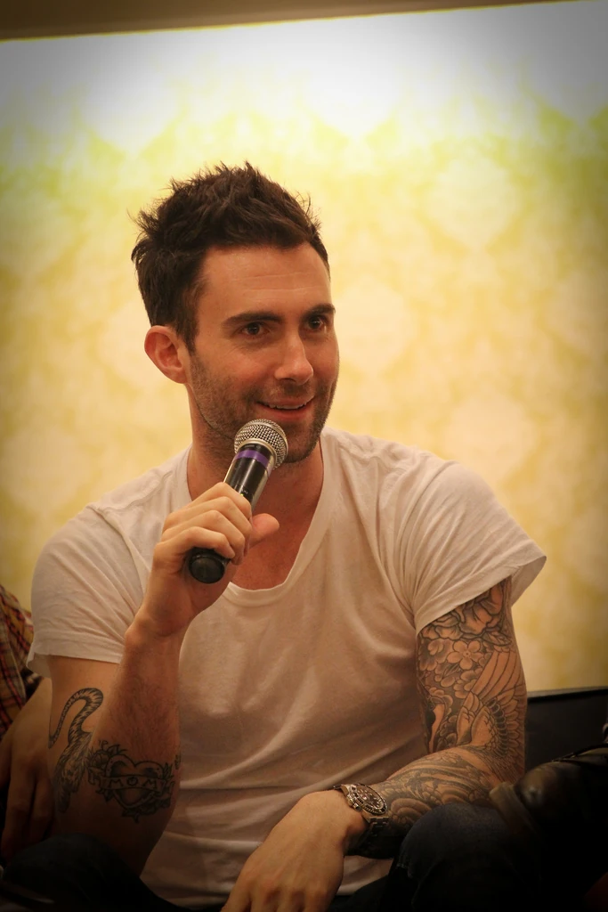 Adam Levine | Christina Aguilera Wiki | Fandom