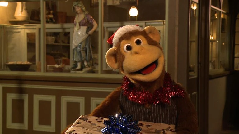 Santa's Little Helper (Milkshake! Monkey) | Christmas Specials Wiki ...
