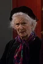 Linda Porter | Christmas Specials Wiki | Fandom