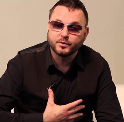 Lee Tockar | Christmas Specials Wiki | Fandom