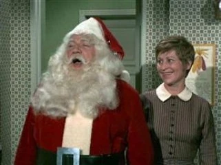 Santa Comes to Visit and Stays and Stays | Christmas Specials Wiki | Fandom
