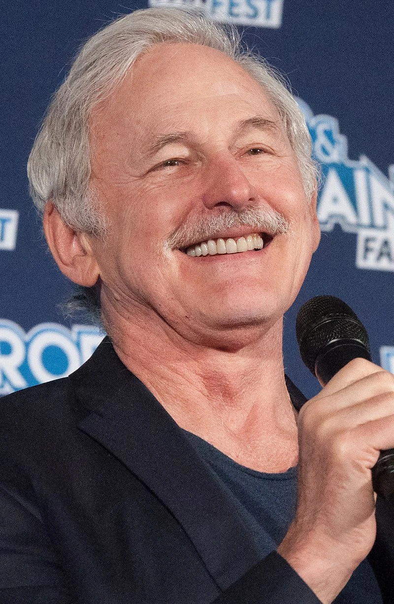 Victor Garber | Christmas Specials Wiki | Fandom