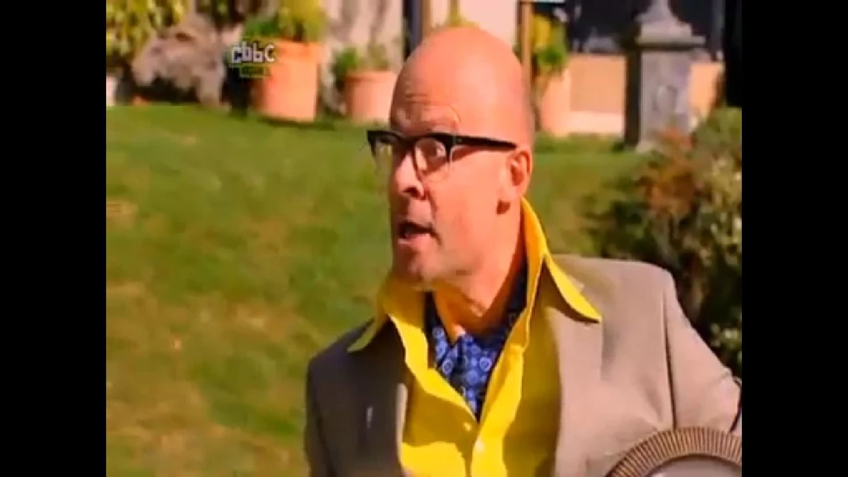 Simon Chortle | Chu-Chu-ChuckleVision Wiki | Fandom