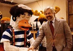 dr quack chuck e cheese
