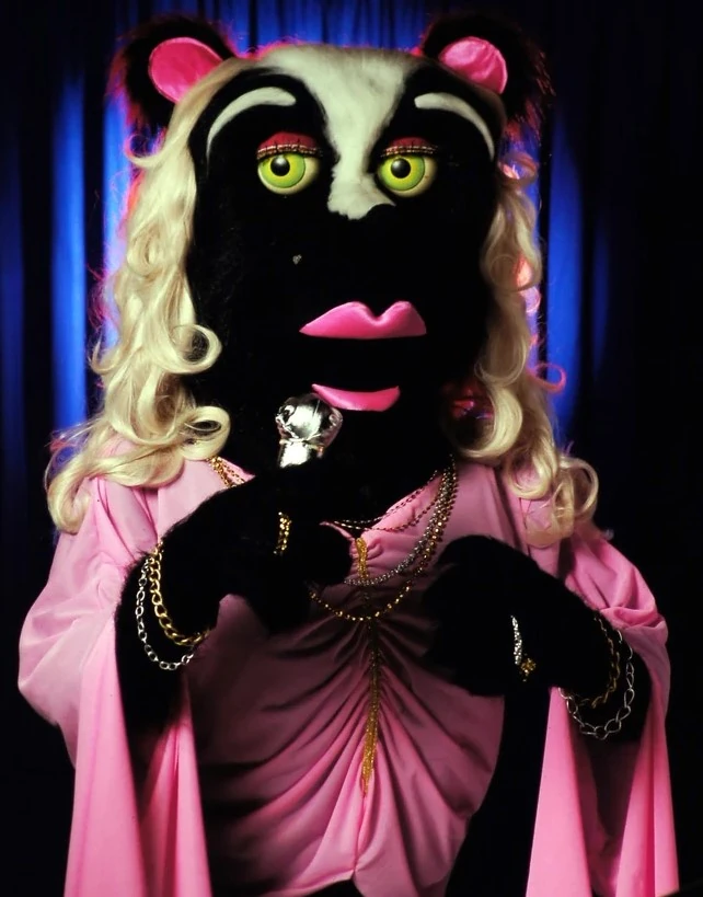 Sally Sashay Half-Bodied Cyberamic Animatronic (Version 1) | Chuck E ...