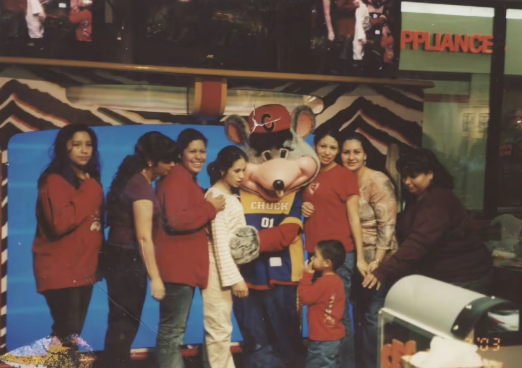 Small-Town Studio C Buffet | Chuck E. Cheese Wiki | Fandom