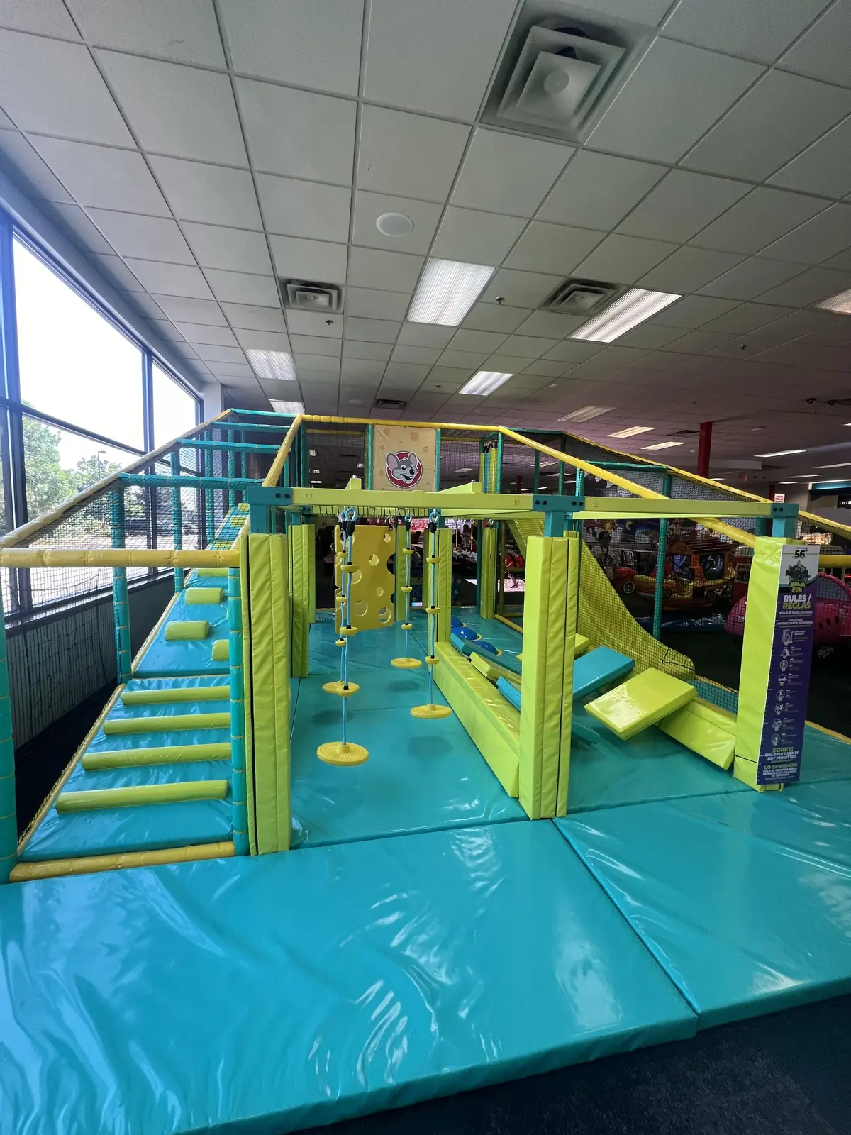 Chuck E.'s Superhero Playground | Chuck E. Cheese Wiki | Fandom