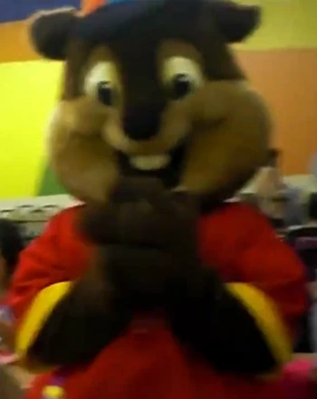 Woodie Woodchuck | Chuck E. Cheese Wiki | Fandom