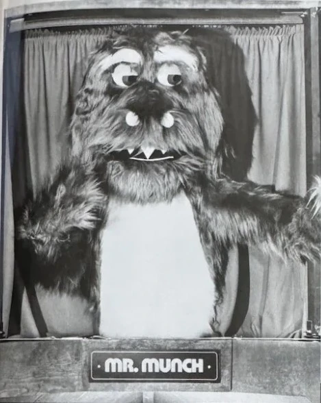 Mr. Munch Half-Bodied Cyberamic Animatronic (Prototype) | Chuck E ...