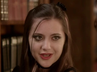 Willow | Cinema zombi Wiki | Fandom