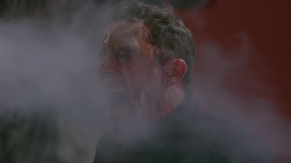 Category:Death scenes by hand trauma | Cinemorgue Wiki | Fandom