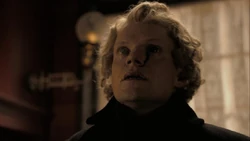 Dracula Di Marc Warren PBS Fall 2024 Premieres: 'Van Der Valk' Season