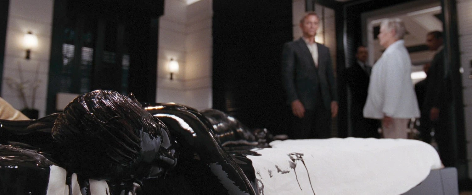 Gemma Arterton Quantum Of Solace Bed Scene