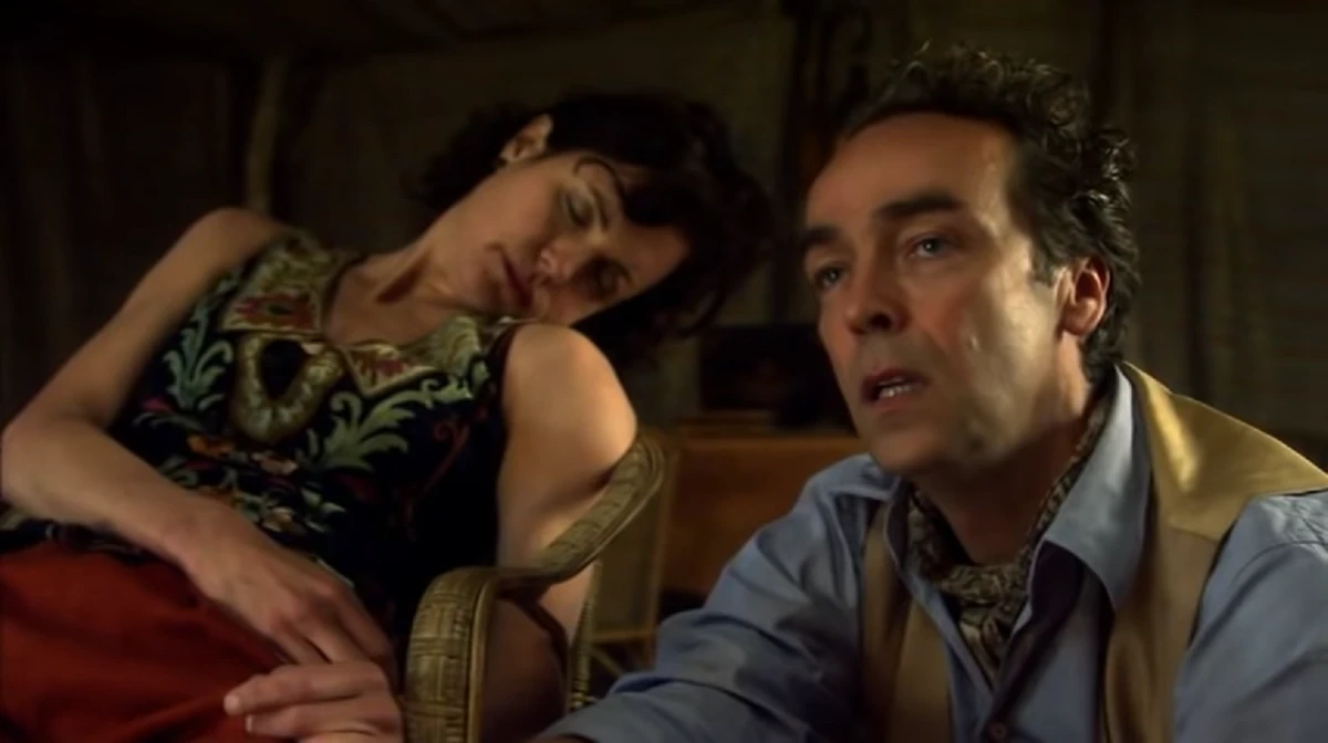 Category:Death scenes by accidental smothering | Cinemorgue Wiki | Fandom