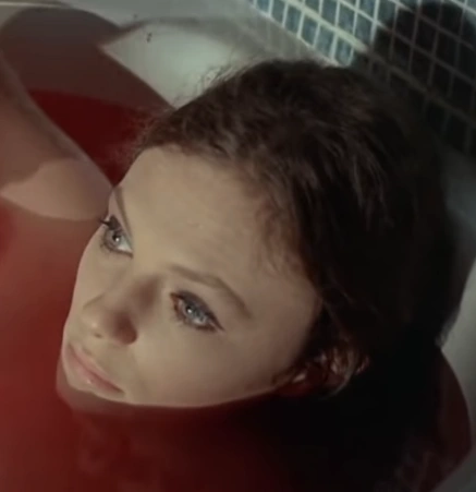 Category:Death scenes by accidental trampling | Cinemorgue Wiki | Fandom