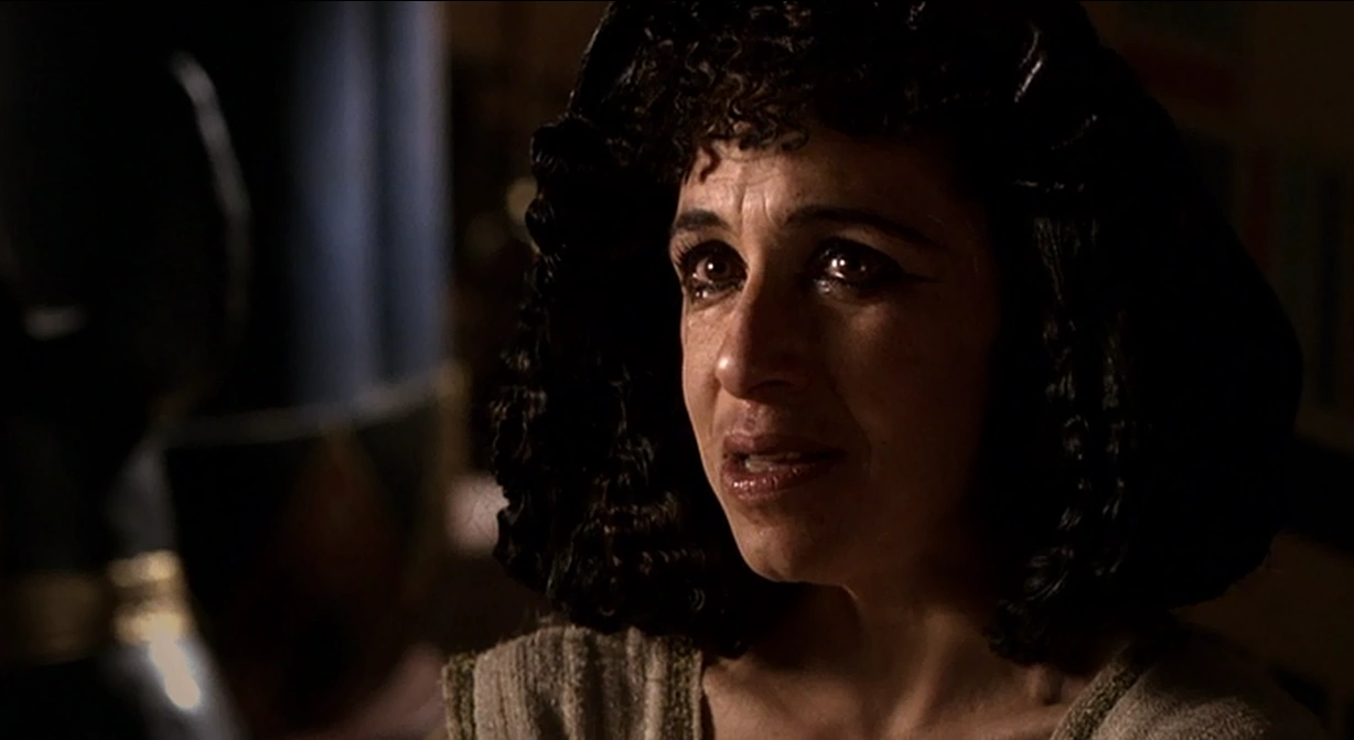 Kathryn Hunter | Cinemorgue Wiki | Fandom