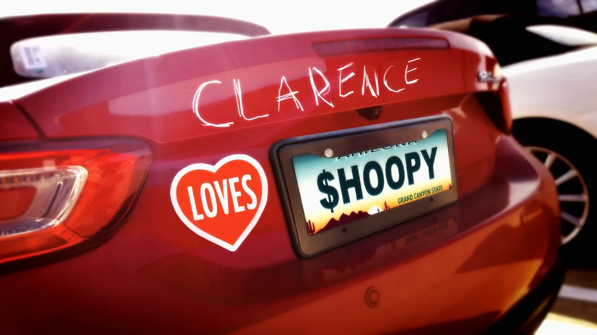 Clarence adora a Shoopy | Wiki Clarence | Fandom