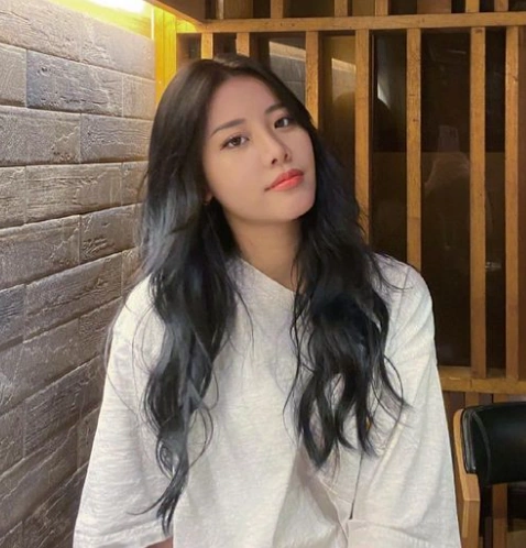 Vicky Low | Titan Academy Wiki | Fandom