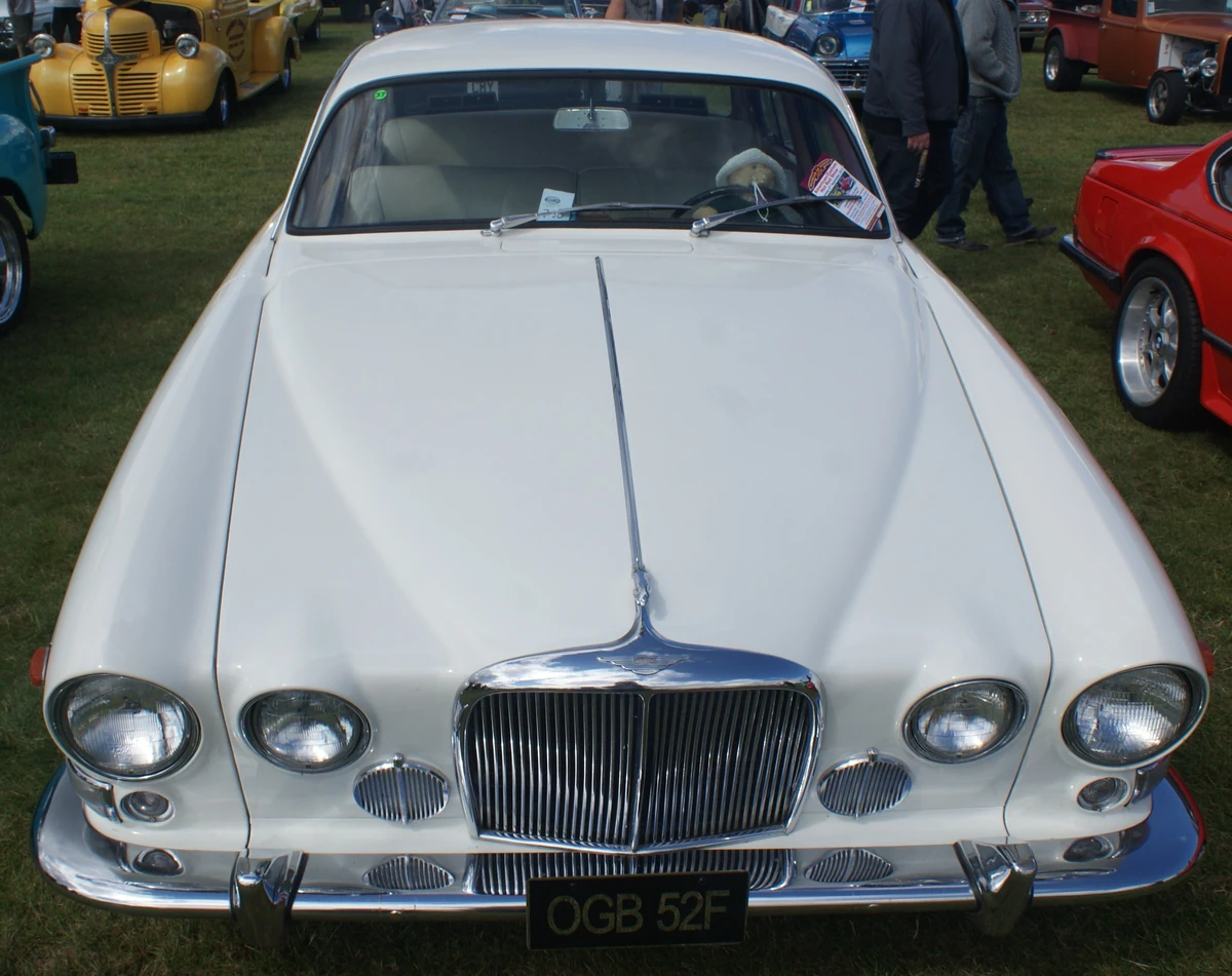 Jaguar Mark X | Classic Cars Wiki | Fandom